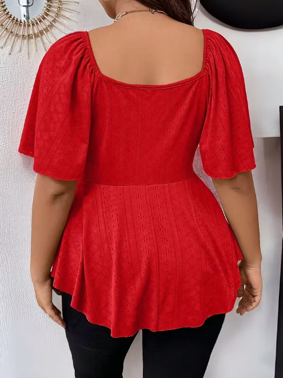Clarissa Twist Front Plus Size Top – CURVE THEORY